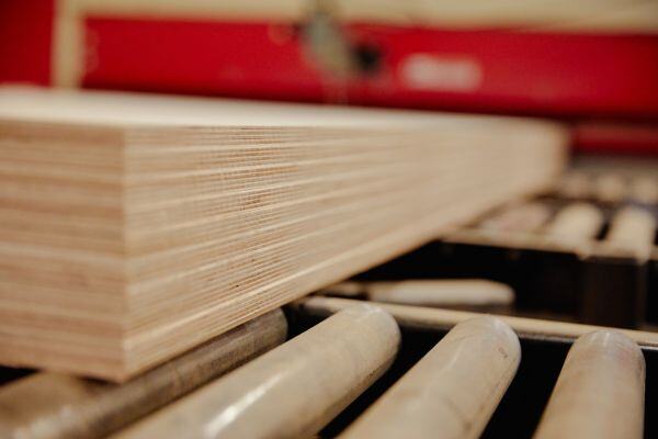 Laminate Supplier | Wall Panels, Cabinets, & Countertops